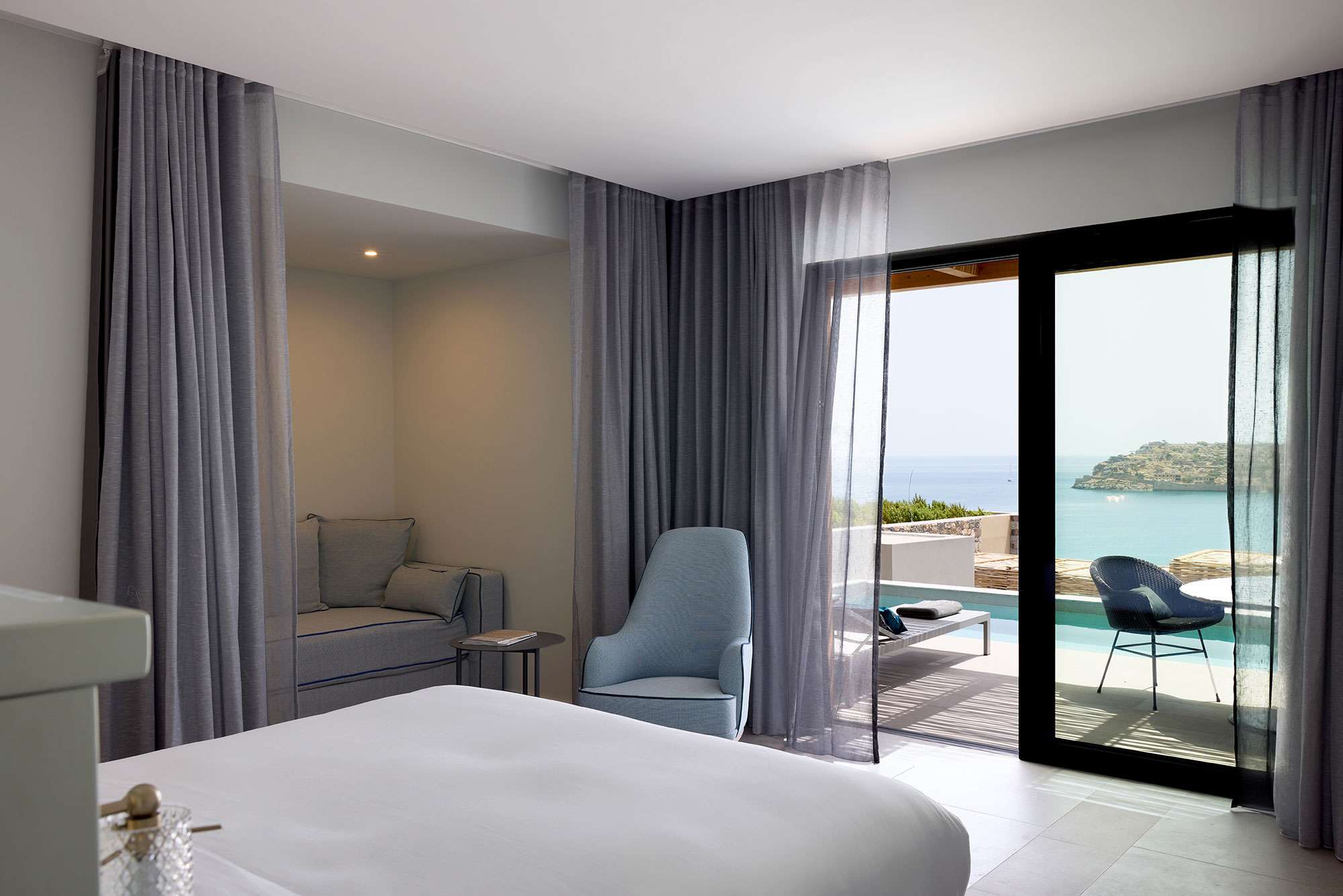 Superior Family Room with Private Pool – Sea View – CAYO EXCLUSIVE ...
